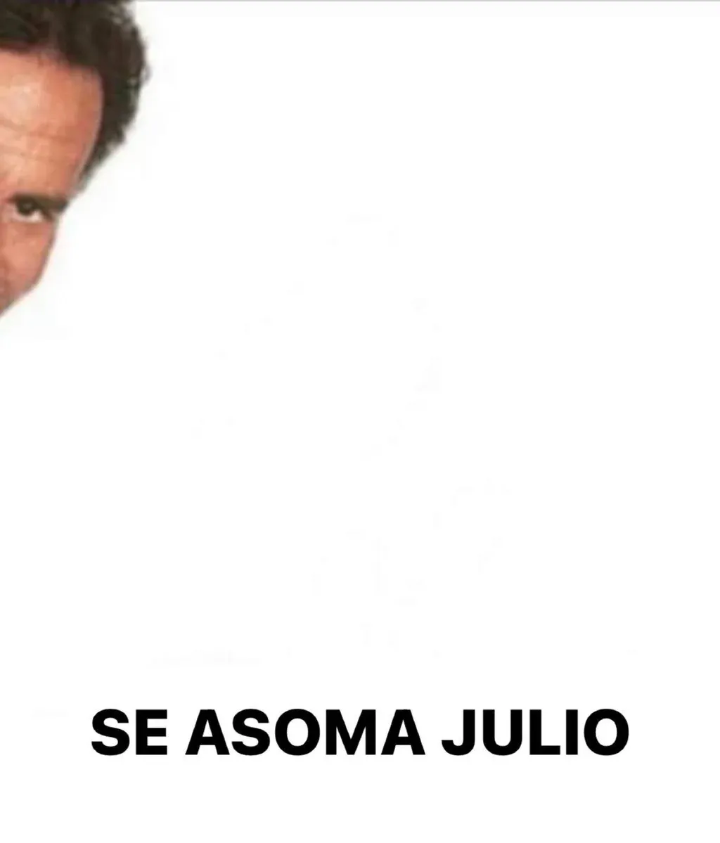 Se termina julio pero no paran los memes de Julio Iglesias