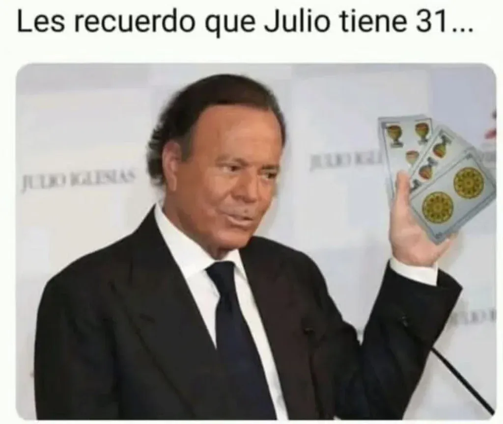 Se termina julio pero no paran los memes de Julio Iglesias