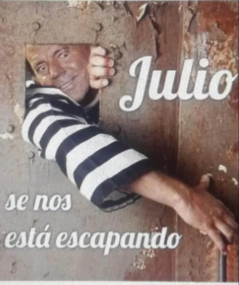 Se termina julio pero no paran los memes de Julio Iglesias