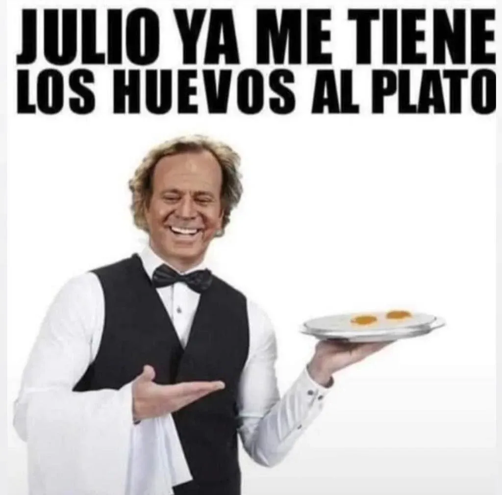 Se termina julio pero no paran los memes de Julio Iglesias