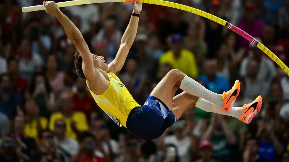 Mirá el impresionante salto del sueco Duplantis, que batió otra vez el ...