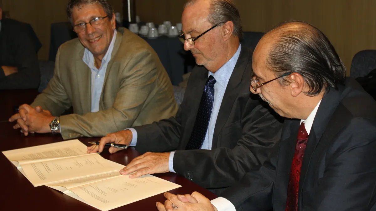 Fucerep firma convenio de colaboración técnica con el BID