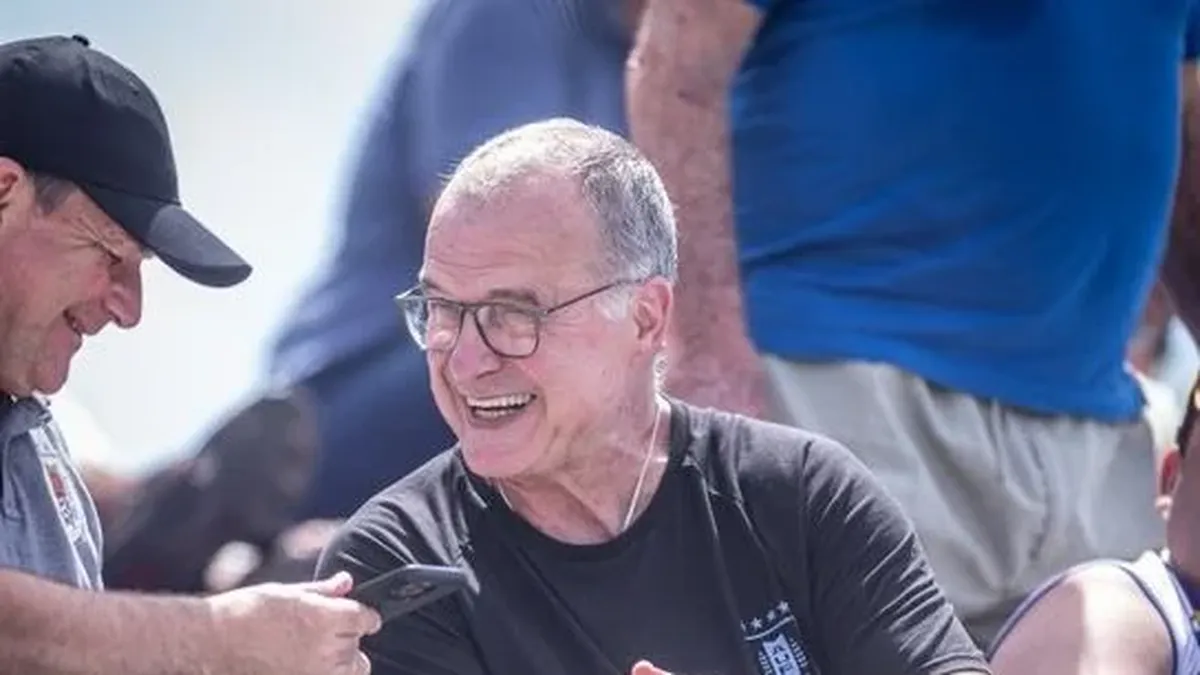 El técnico de la selección uruguaya, Marcelo Bielsa, volvió al Capurro ...