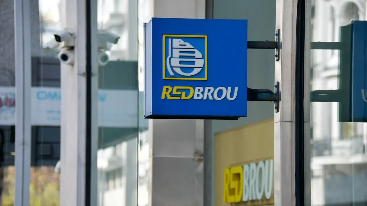 Nueva tarjeta para jóvenes del BROU: los detalles de la propuesta y ...