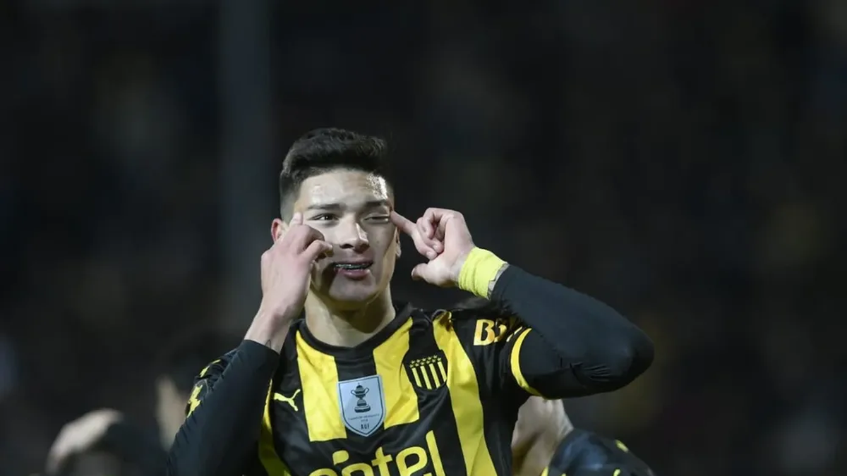 Mirá los millones de dólares que le ingresaron a Peñarol por todos los pases en la carrera de ...