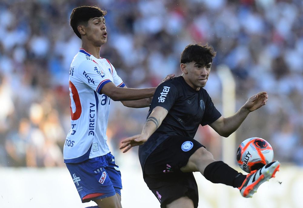 Nacional 2 vs Cerro Largo FC 1: el tricolor cambió silbidos por ...
