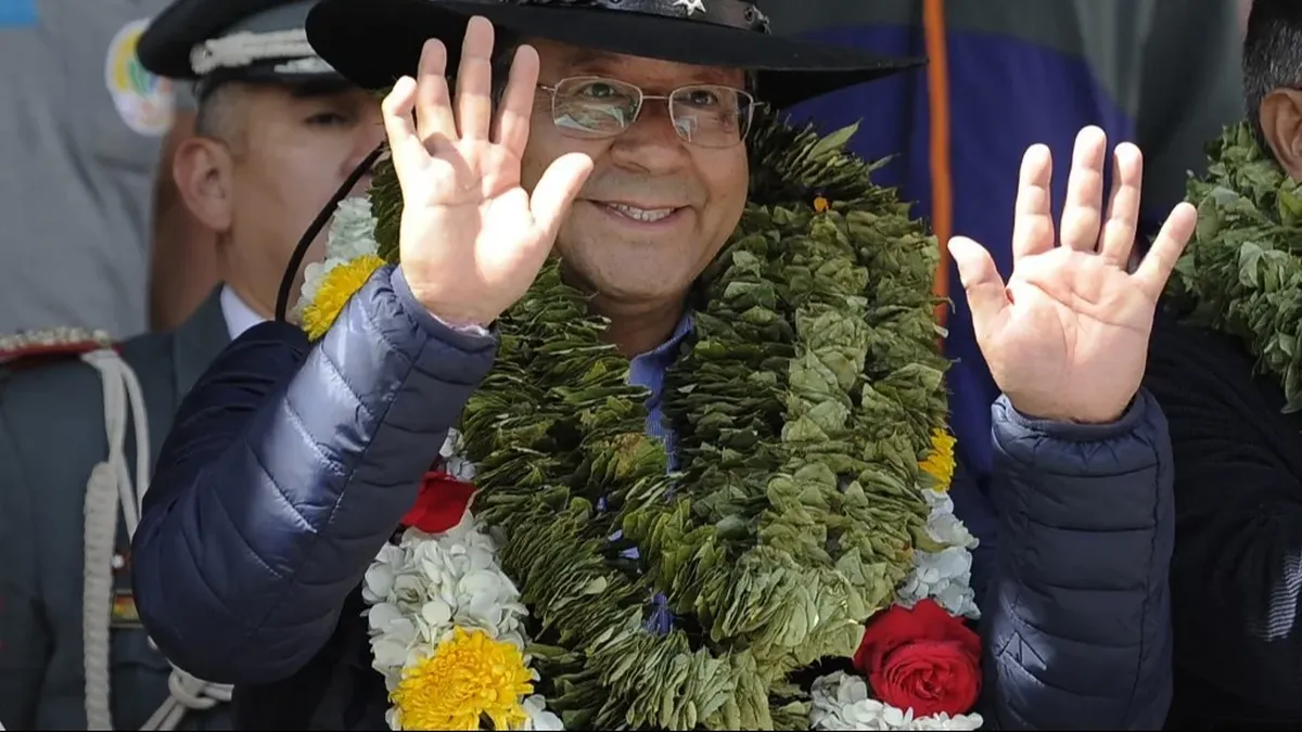 Miles de personas se congregaron en las plazas de Bolivia para masticar ...