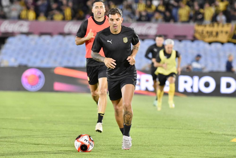 Gran triunfo de Nacional con dos goles en la adición para ganarle el clásico a Peñarol 3-1