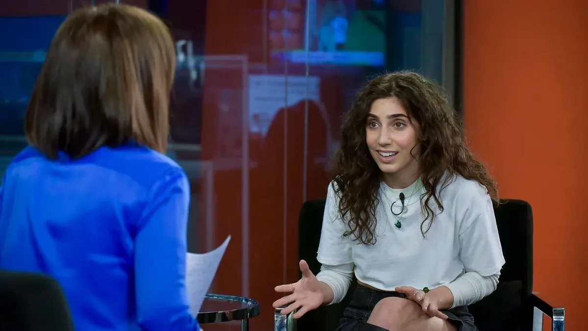 Zoe Hochbaum: El feminismo nos permitió animarnos a decir mucho más lo ...