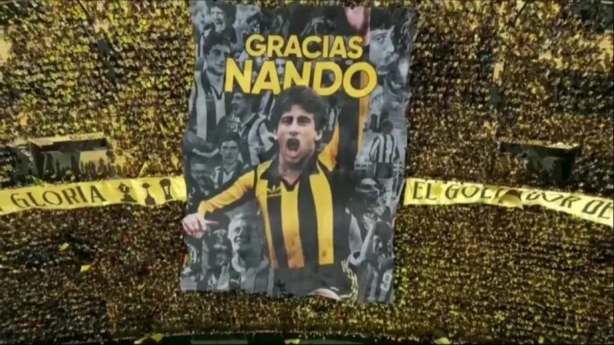 Video: mirá el sentido homenaje de los hinchas de Peñarol hacia ...