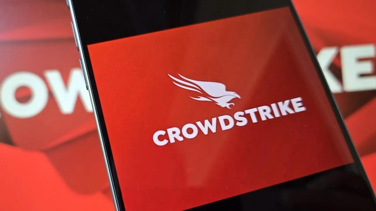 La empresa CrowdStrike descarta un ciberataque y culpa a un defecto de actualización del sistema