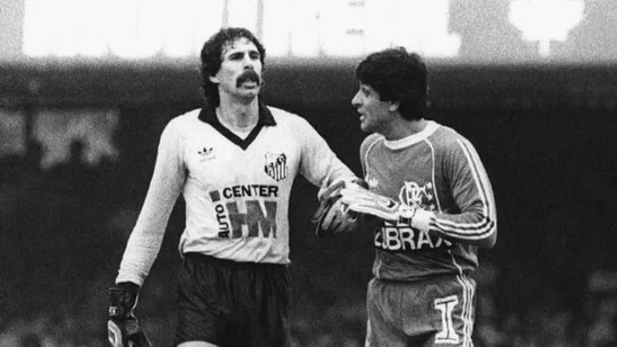 El día que Pelé puso dinero de su bolsillo para que Santos contratara a ...