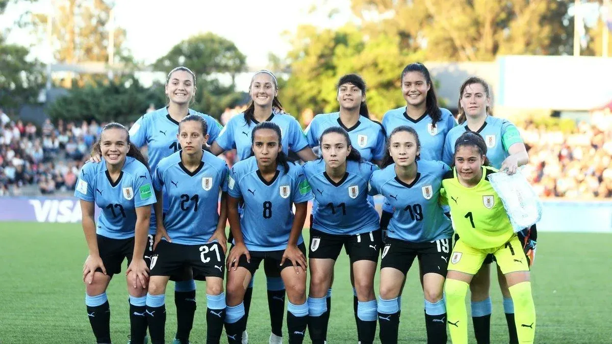 En el corazón del Charrúa: así se vivió el arranque del Mundial ...