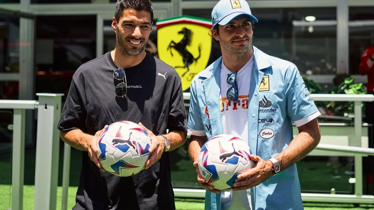 Ferrari se puso la celeste y dejó su tradicional uniforme rojo; mirá los nuevos diseños y a qué ...