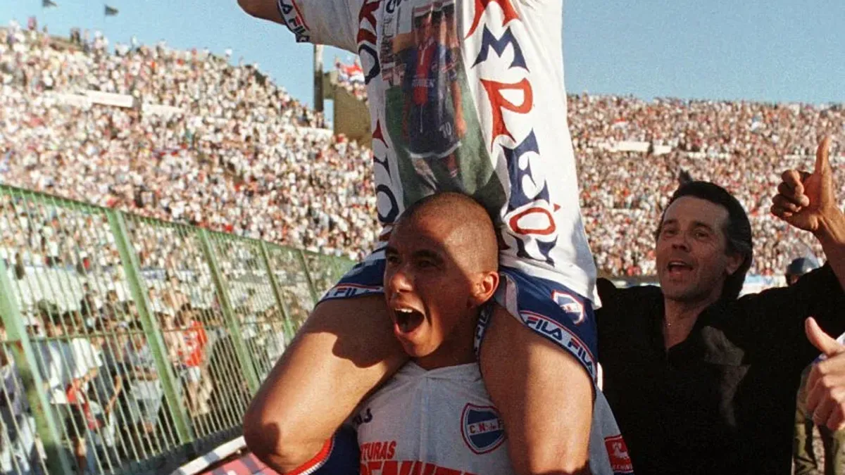 ¿De qué está hecha la corona del principito?