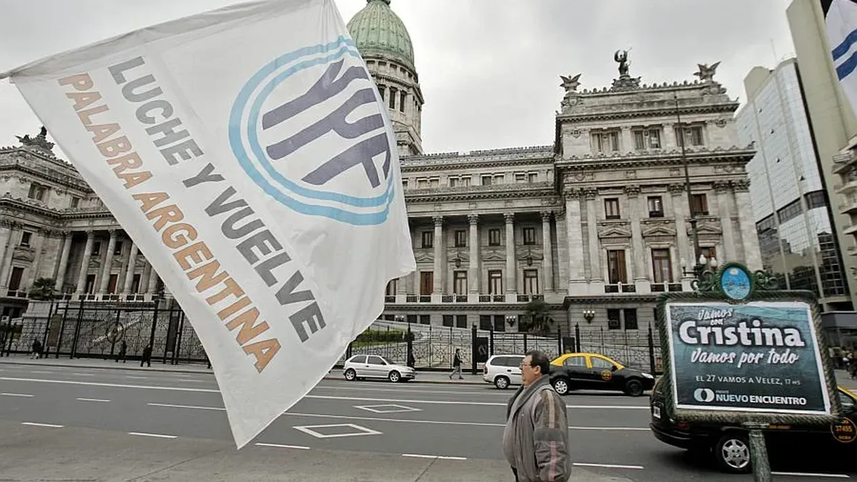 Senado argentino apoyó expropiación de YPF