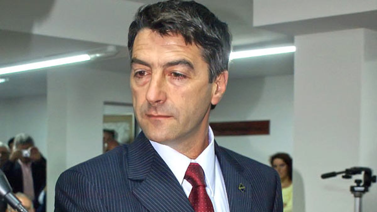 Encontraron muerto en una pileta al ex intendente de Pinamar Roberto ...