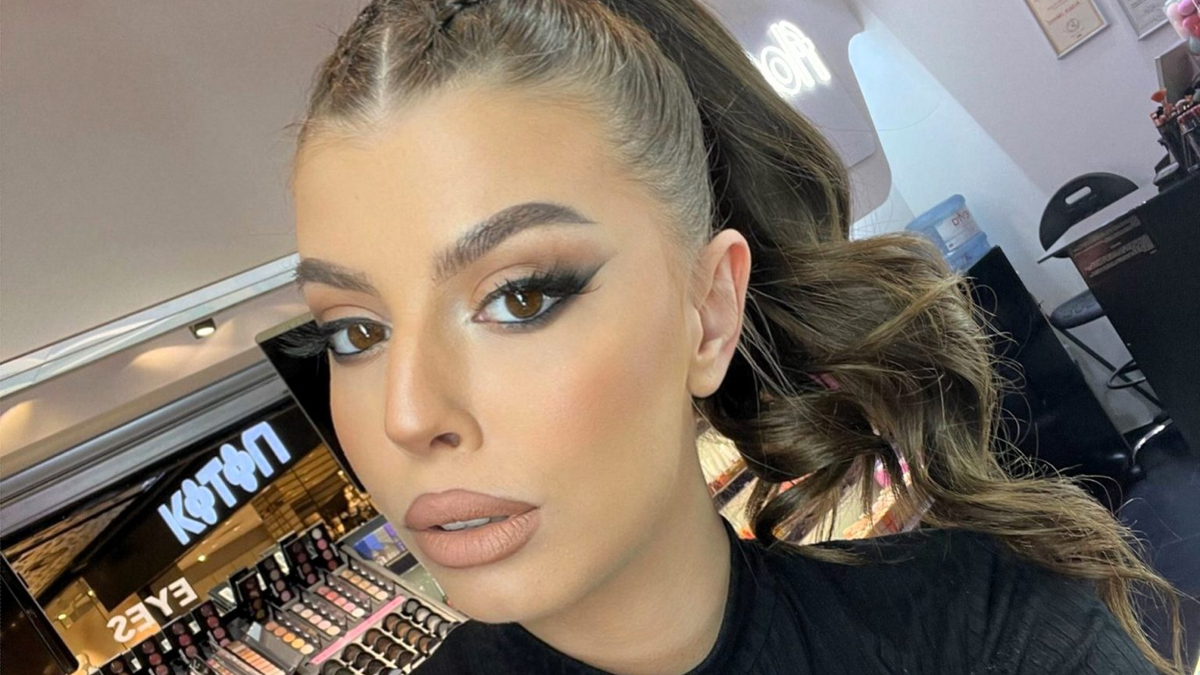 Muere la influencer Adna Rovčanin tras caer en coma durante la ...