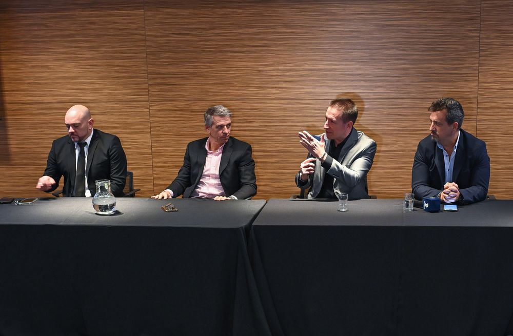 Directv lanzó la Copa América 2024 y presentó a su equipo periodístico ...