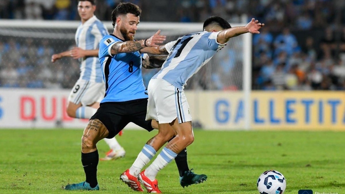 Con Darwin Núñez sin confianza y Federico Valverde sin piernas, Uruguay ...