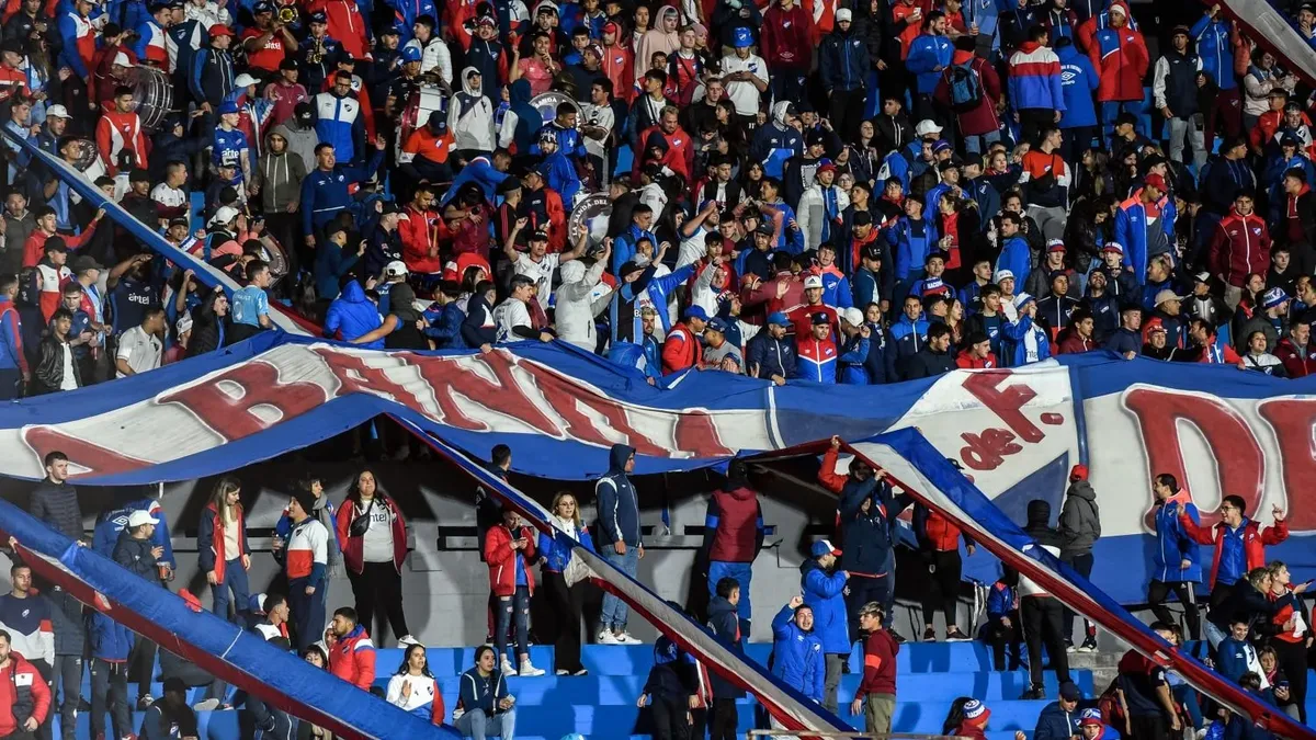 Malestar de grupo de socios de Nacional por demora en la presentación ...