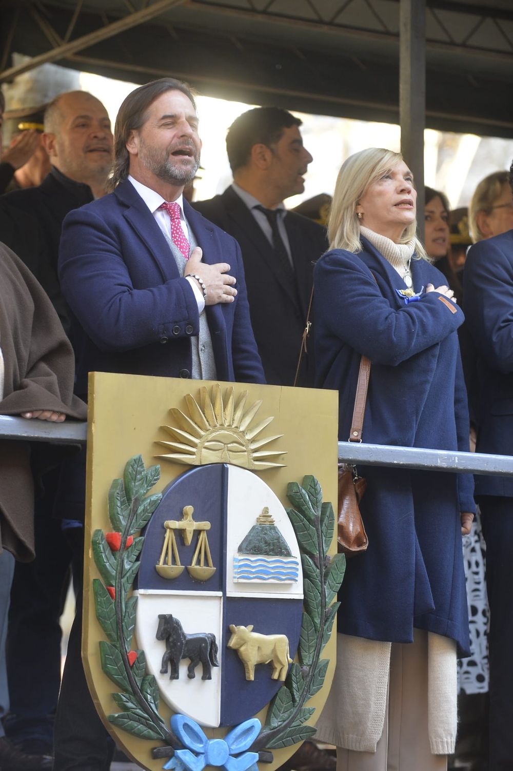 Lacalle Pou participó en el acto en la Plaza Matriz por la Jura de la ...