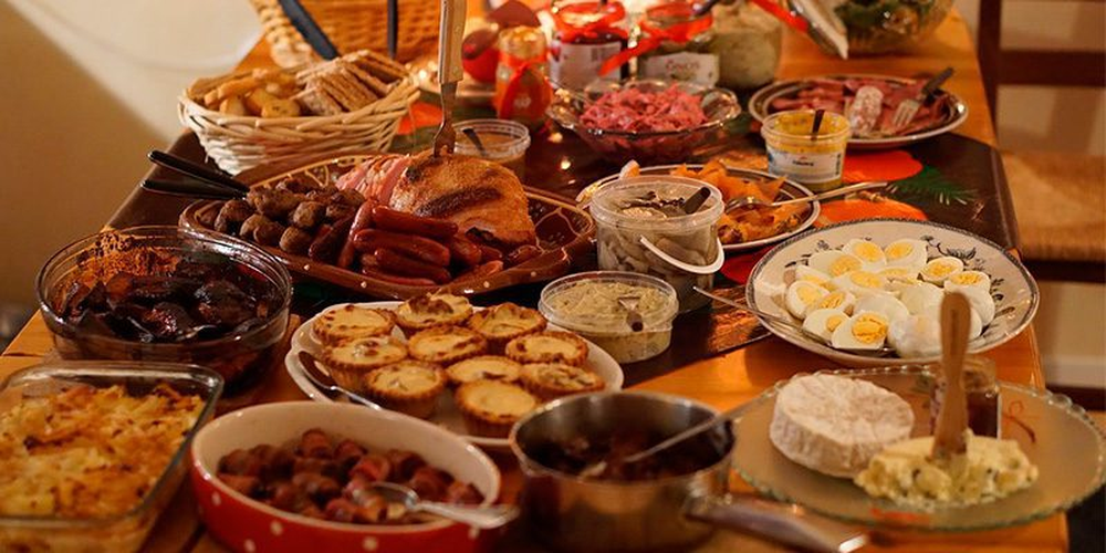 La mesa de Navidad española: la nochebuena en la que que todos hacen ...
