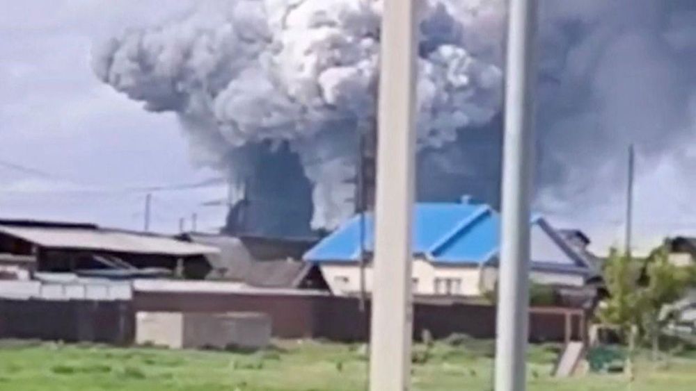 Ucrania lanza un ataque a gran escala y bombardea cuatro aeródromos de ...