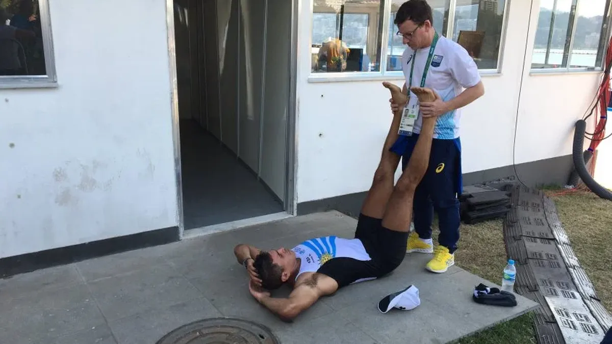 Esquivel terminó extenuado tras clasificar a cuartos: así fue atendido