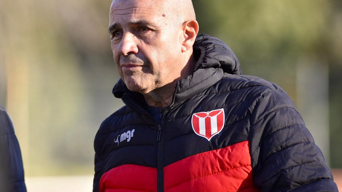 Julio Ribas fue cesado en River Plate, segundo DT en dejar su cargo en ...