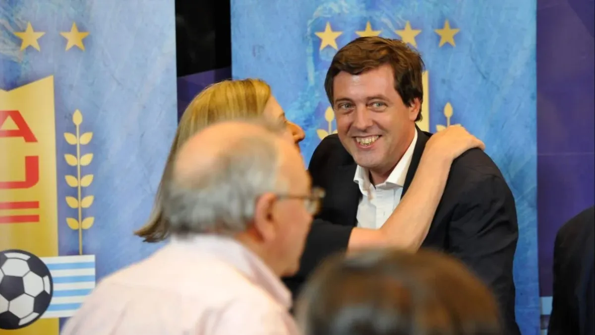 Ignacio Alonso fue reelecto en segunda vuelta como presidente de la AUF ...