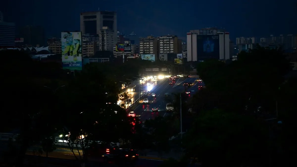 Venezuela Paralizada Y Sumida En El Caos Por Masivo Apagón