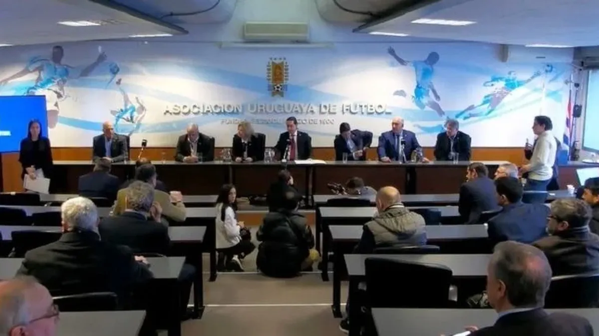 Asumió formalmente el nuevo ejecutivo de la AUF para el segundo mandato ...