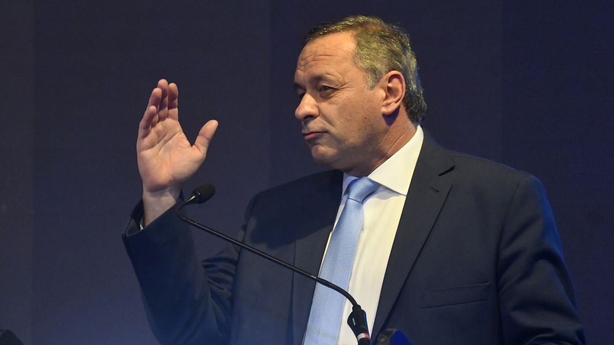 Con propuestas posibles, Delgado promete bajar el costo mensual de las ...