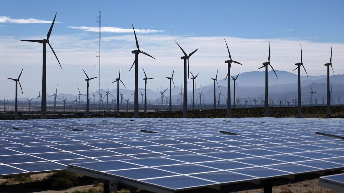 Cómo las energías renovables superaron por primera vez al carbón como principal fuente de ...