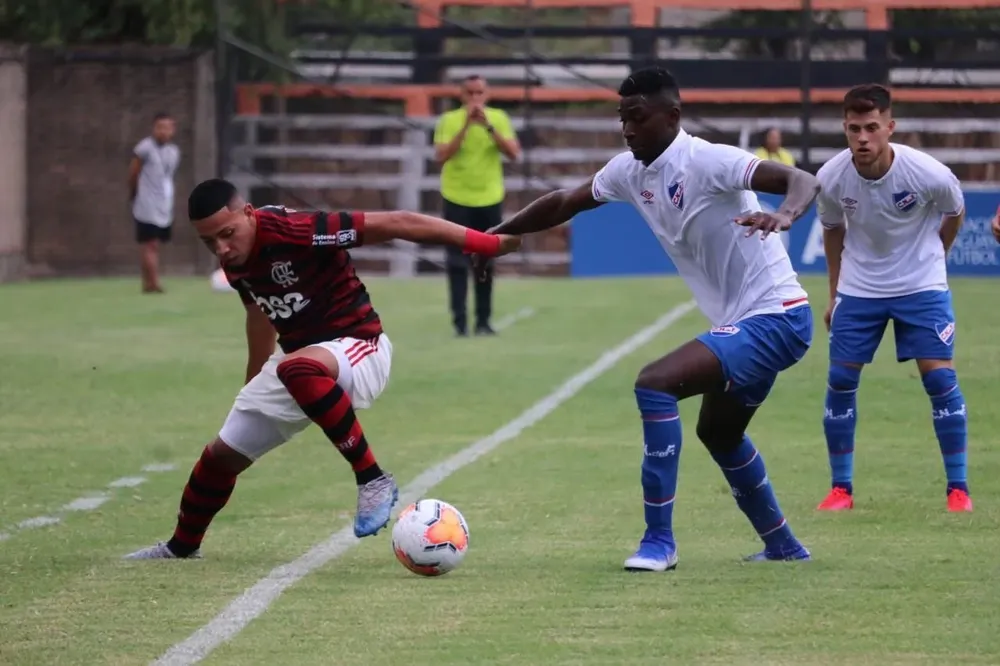 Quién es Copete, el juvenil colombiano que entrenó con la primera de ...