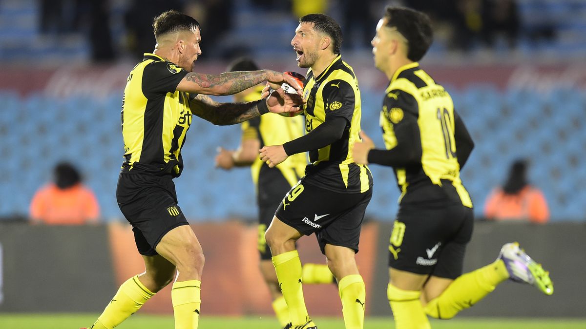 Cerro Largo FC 1 vs Peñarol 3: el carbonero comenzó muy mal, remontó ...