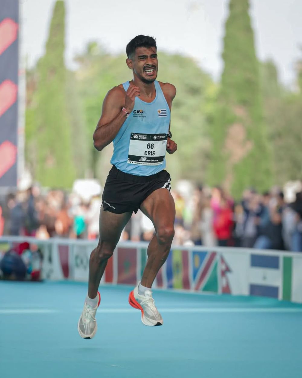 Cristhian Zamora volvió a batir el récord nacional de maratón y es el ...
