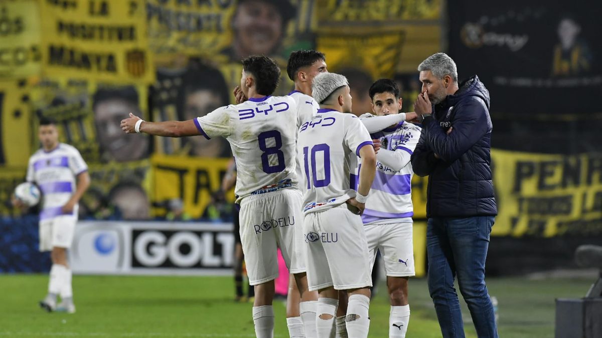 Debe ser la primera vez que echan a un técnico estando segundo: la ...