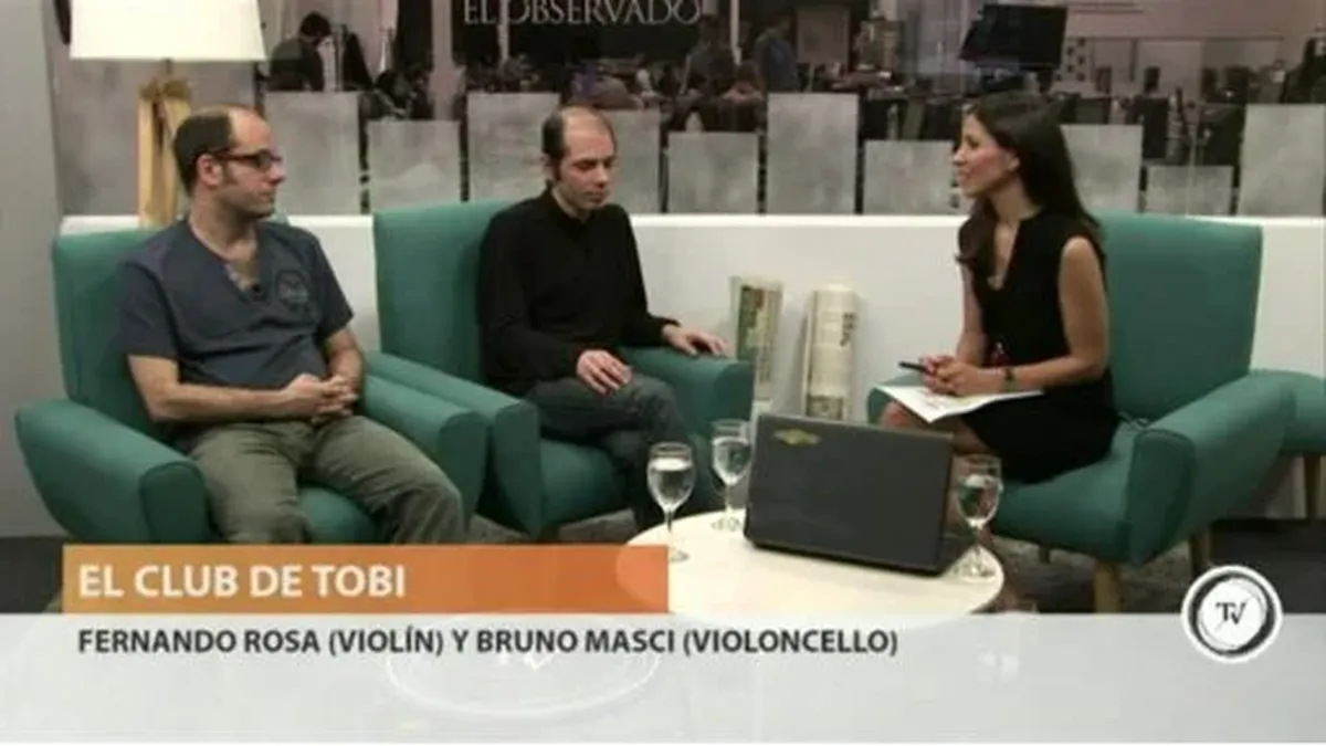 El Club de Tobi, de dos violines en la Peatonal Sarandí a sacar un quinto disco