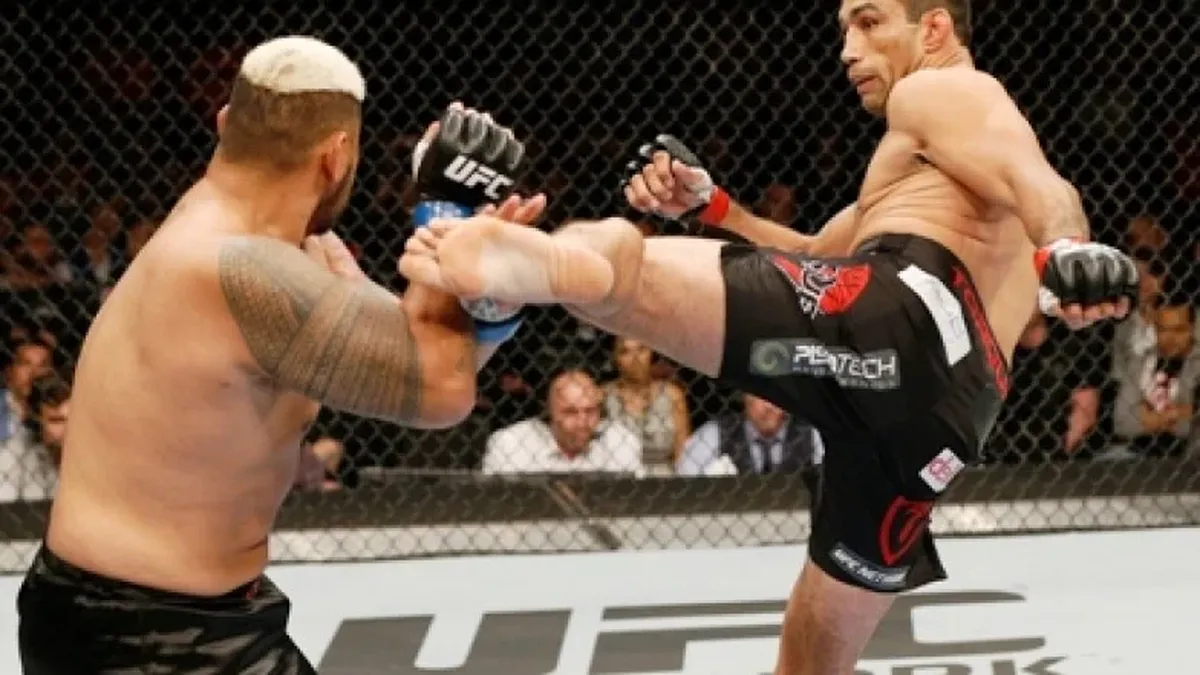 El UFC se vistió de azteca