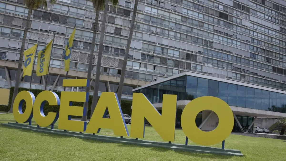 Océano FM levanta toda su programación, informó el presidente de APU