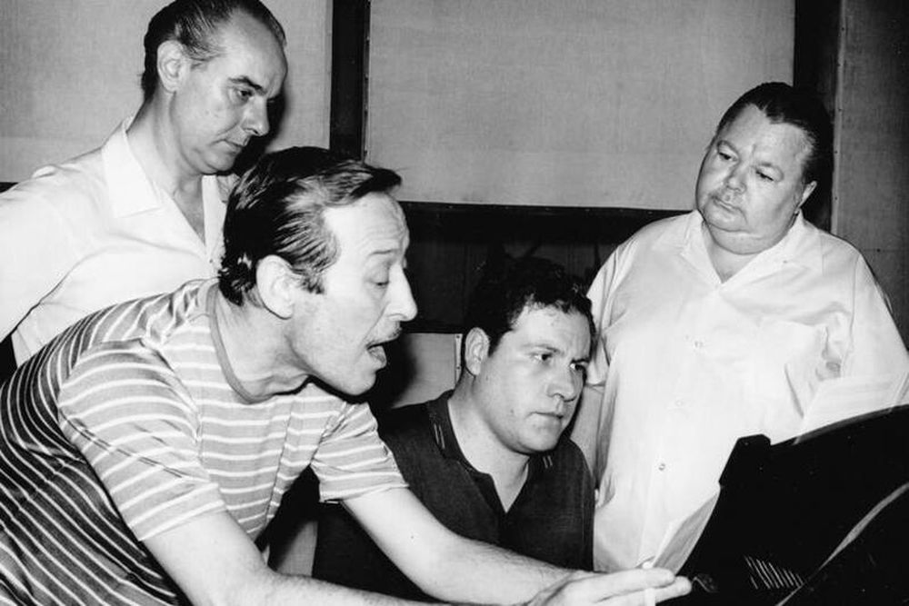 A 111 años del nacimiento de Aníbal Troilo: cómo hizo el genio del ...