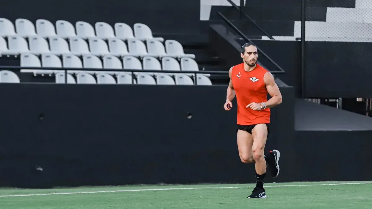 Martín Cáceres fue presentado y entrena en su nuevo club, con el que ...