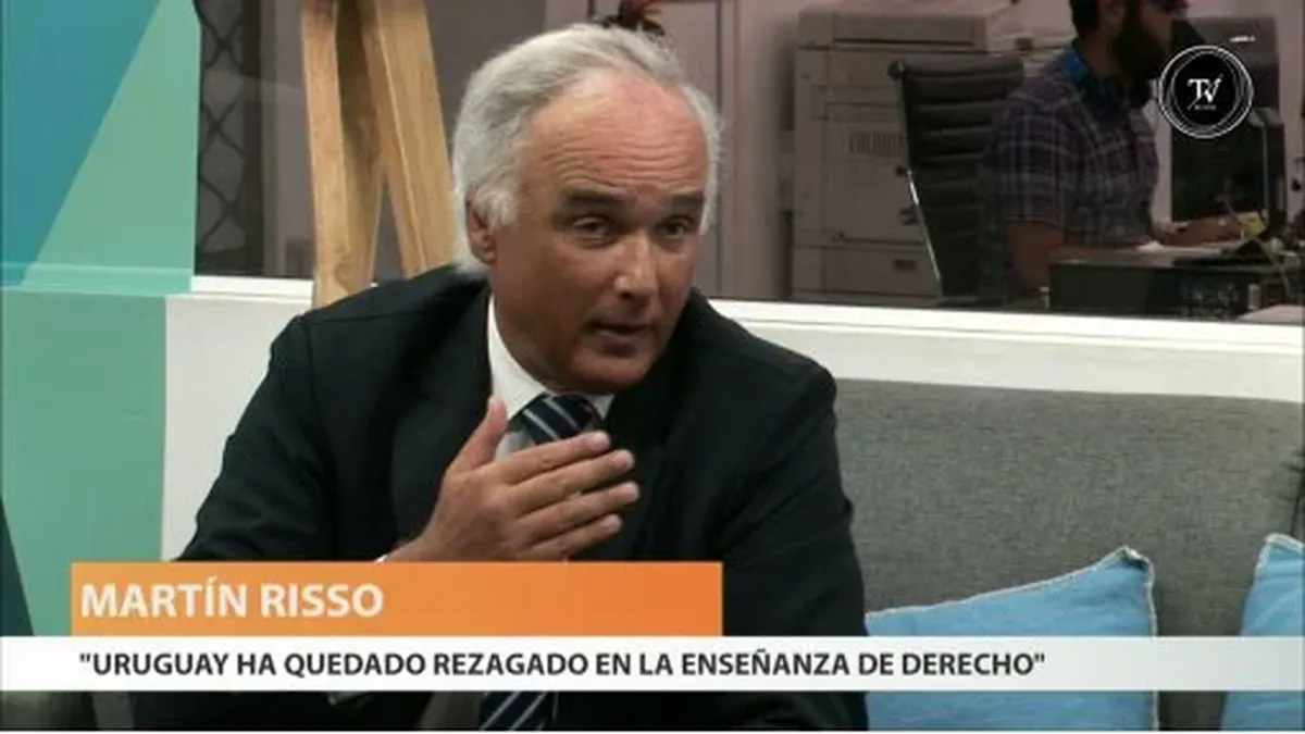 Uruguay está rezagado en enseñanza de derecho