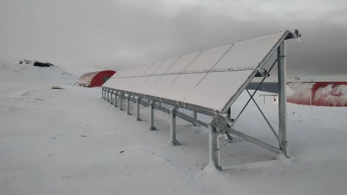 Base Artigas de la Antártida: instalan molino eólico y la energía es ...