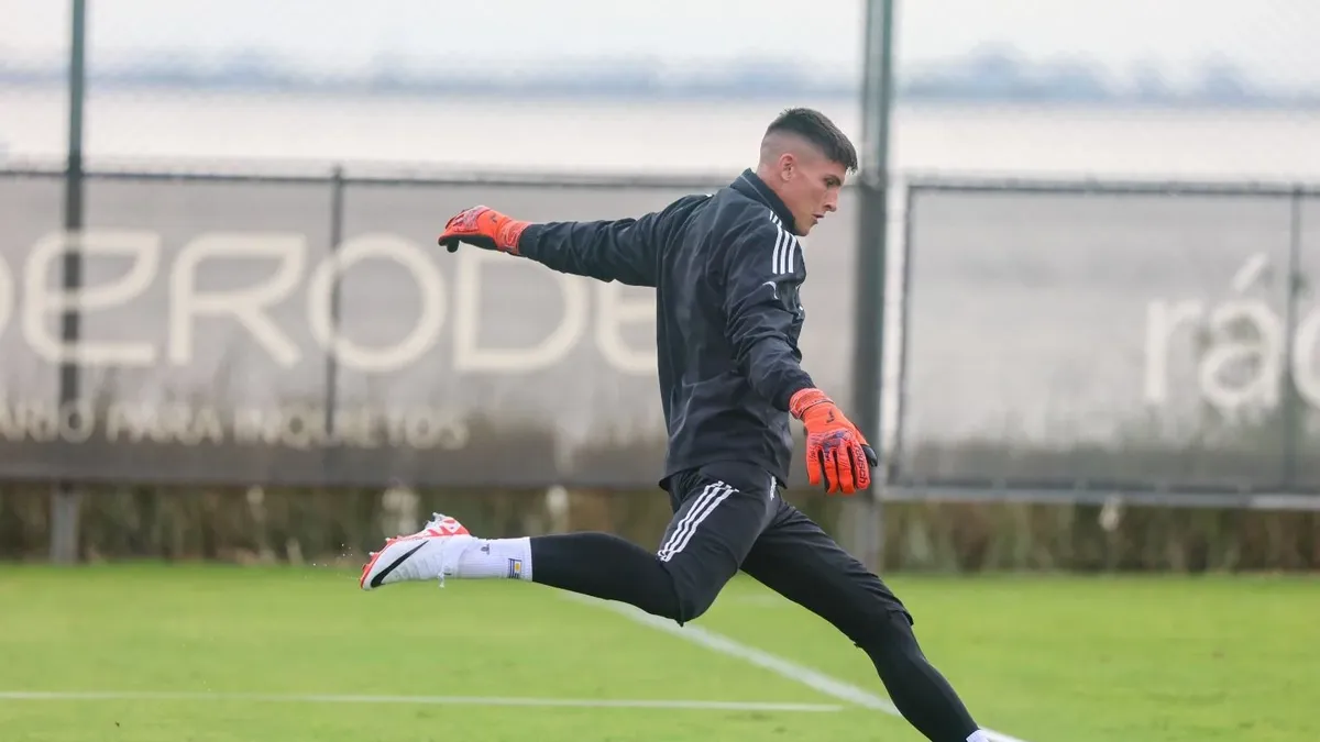 El Chino Rochet se reencontró con Enner Valencia y habló del penal que ...