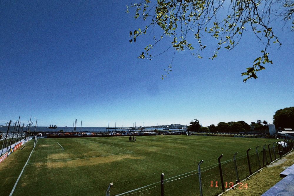 Fénix 0 vs Nacional 6: el bolso se floreó en el Parque Capurro y con ...