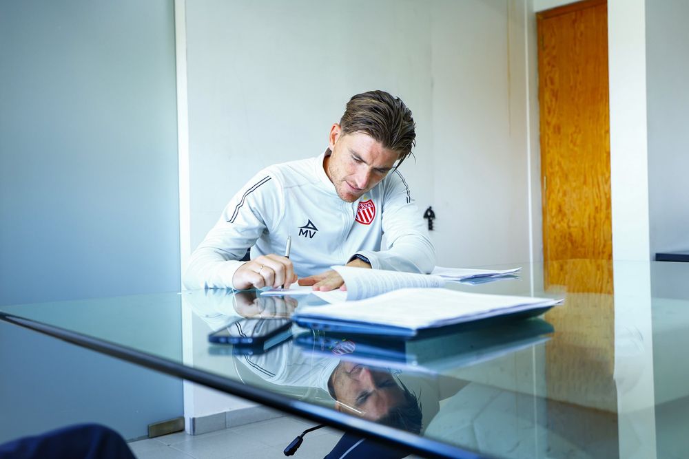 El profesor uruguayo Martín Varini crece en fútbol de México: es el ...