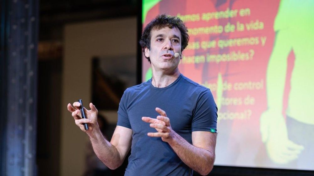 Mariano Sigman: Cuando pensamos en la IA imaginamos futuros de ciencia ...